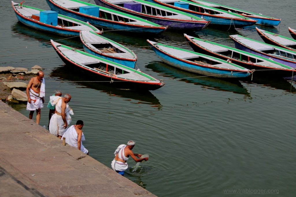 Through Varanasi Ghats : A Photo Walk - Trablogger